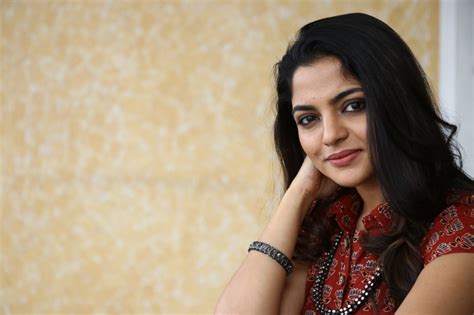 Actress Nikhila Vimal Latest Photos Chennaionline