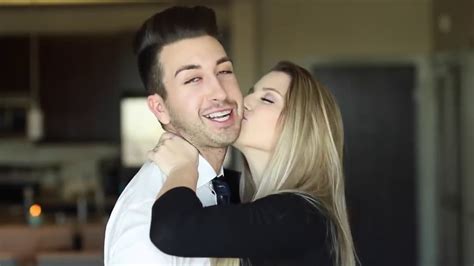 How To Kiss A Girl چگونه لب دختر راه بگیرم Youtube