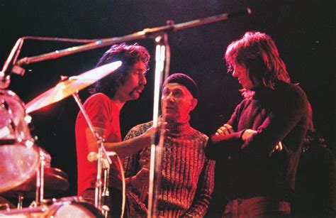 Pin By Classic Rock Fan Girl On Pink Floyd Pink Floyd Art Floyd