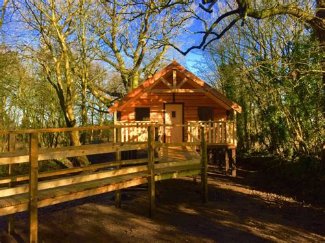 Wolverhampton Dream Mr Treehouse Award Winning Custom Treehouses And Zip Wires