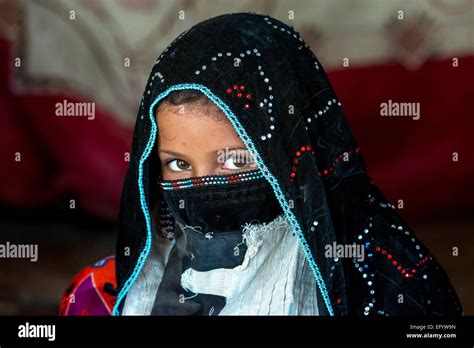 Girl From Eritrea Banque De Photographies Et Dimages à Haute Résolution Alamy