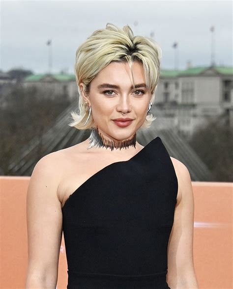 Florence Pugh Looks Like Princess Diana With This Mixie Haircut