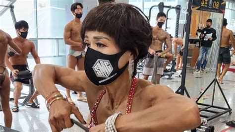 바벨 프론트레터럴레이즈 전면삼각근 어깨운동 최고의 재활운동 견갑골 안정화 코어의안정화 Youtube