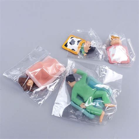 Crayon Shinchan Model Hobbies Toys Memorabilia Collectibles Religious Items On Carousell