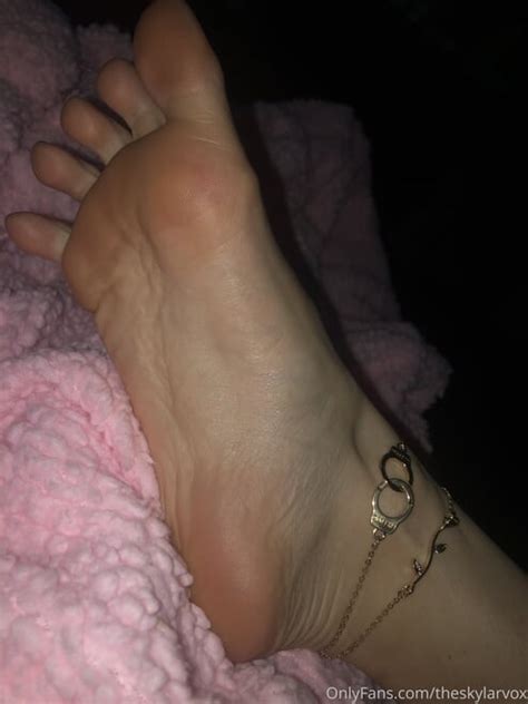 Big Boobs With Wet Pussyr3e Join Telegram By Onlyfanspremiumhubtelegram 297 Porn Pic