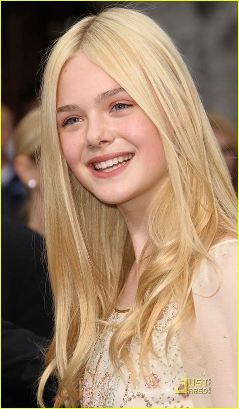 Elle Fanning Super 8