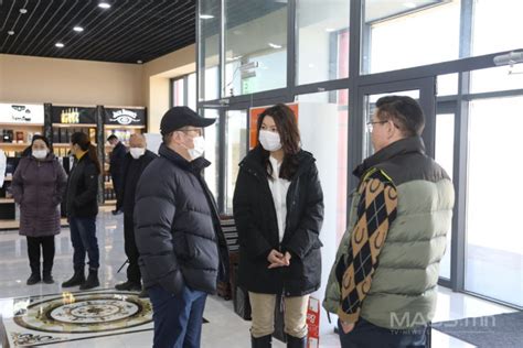 БОАЖ ын сайд Б Бат Эрдэнэ Замын Үүдийн эдийн засгийн чөлөөт бүсэд ажиллалаа