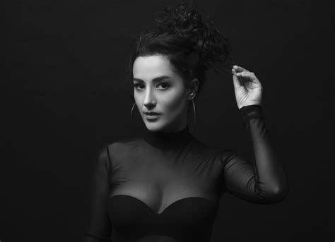 Merve Akyıldız Ballhaus Naunynstraße