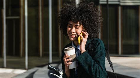 Apples Ios 16 4 Has A Cool Feature That Can Make Cellular Calls Better Apps And Software