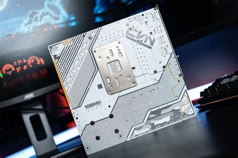 Colorful S White Gaming Motherboard Supports Ryzen Series Processors Gb Ddr