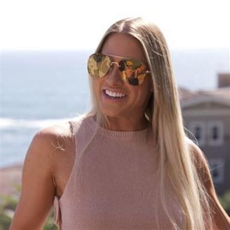 Why Is Barbie Blank Not Wearing Her Wedding Ring