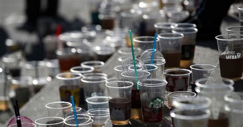 1회용컵 보증금제 전국 시행 촉구 퍼포먼스