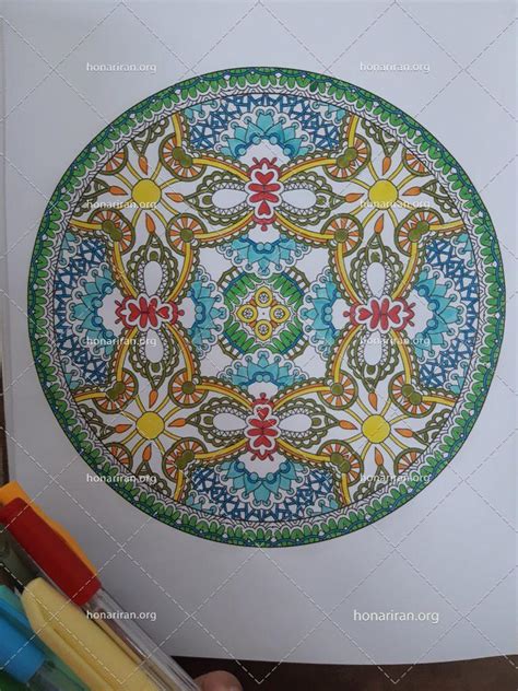 نقاشی ماندالا مدادرنگی نمایشگاه هنر ایران