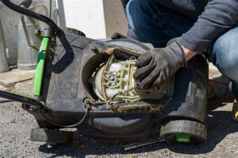 How to Repair Your Lawn Mower - Greg's Small Engine Service & Repair