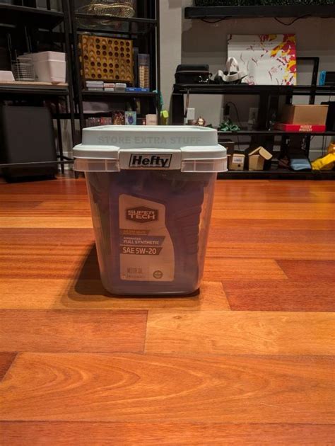 Hefty 6 Pack 32 Quart Hi Rise Stackable Plastic Storage Bin W Lid
