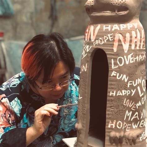 Nguyen Thu Thuy Artist