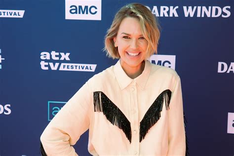 Arielle Kebbel Discusses Joining The Cast Of ‘9 1 1 Interview