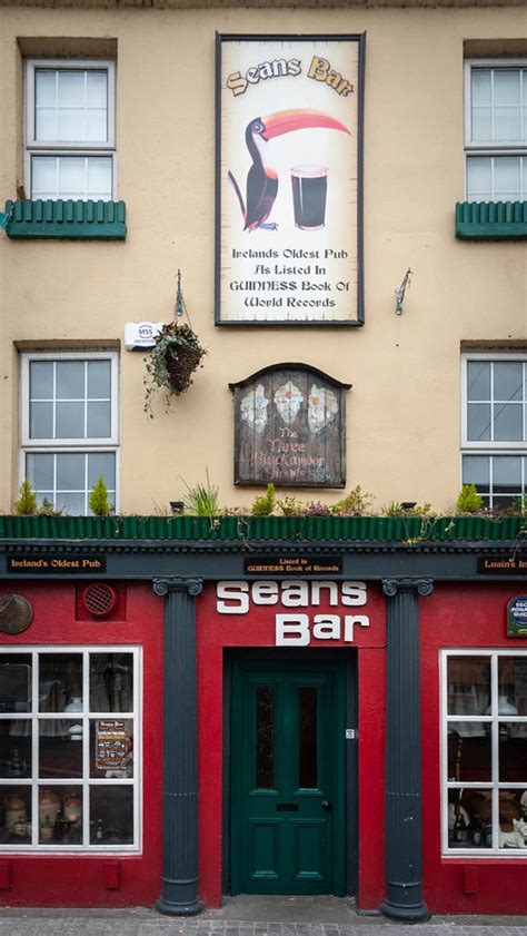 Athlone Sean´s Bar Seans Bar Ist Ein Pub In Der Irischen Flickr