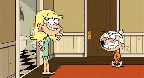 Lincoln Loud And Leni Louds Feet 1 By Laconiasalemnh7894 On Deviantart