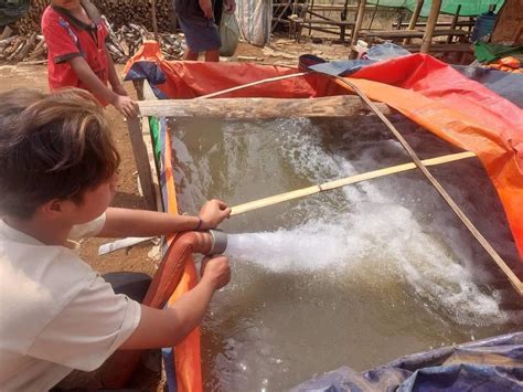 Khit Thit Media ကရင်နီပြည်နယ် စစ်ရှောင်စခန်းတစ်ခုတွင်