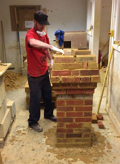 Watch Our Bricklaying Courses In Action