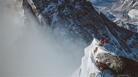 These Are The Victims Of A Deadly Climbing Season At Mount Everest