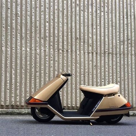 Honda Japan Spacy 50 1982 Scooter Design Honda Scooters Scooter Custom