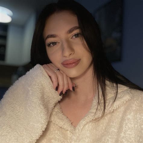 Liskelly Cam Model Free Live Sex Show And Chat Stripchat