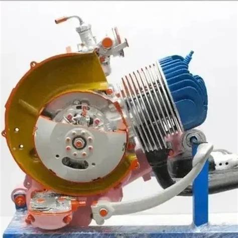 Cut Sections Of Single Cylinder Four Stroke Petrol Engine In Pune Id