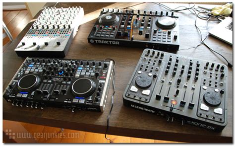 DJ Midi Controller Gearjunkies Comparison Gearjunkies Music Tech News Reviews Videos