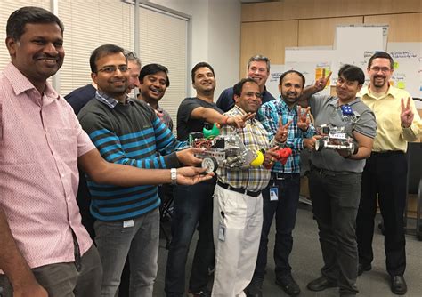 Autodesk Engineering Senior Leadership Robot Team Event Teamworx Team Building