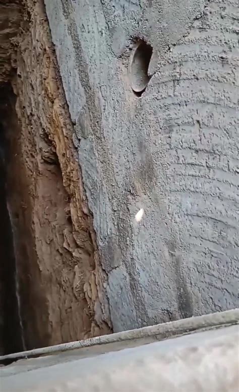 Legless Guy Digs A Well ThisVid Com