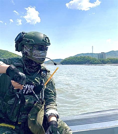 해병대특수수색대 짤 Feat 이근 유머 움짤 이슈 에펨코리아