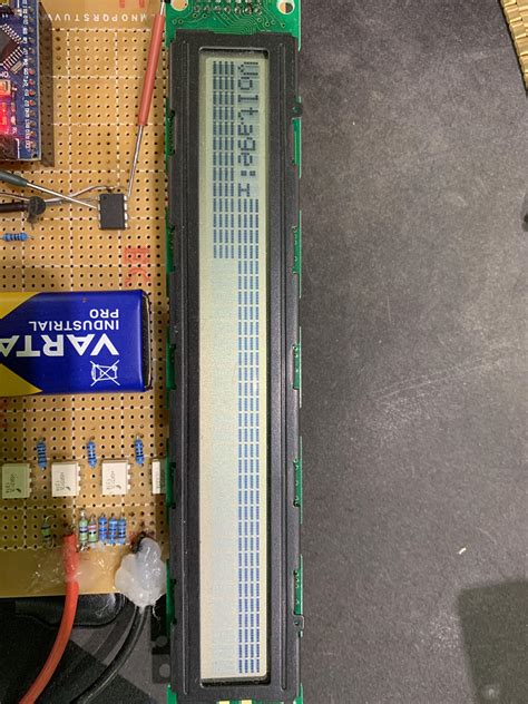 lcd starts printing symbols when reading spi data from mcp3201 adc