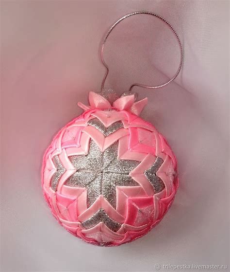 Новогодний шар на ёлку ёлочная игрушка розовый шар с кружевом в интернет магазине на Ярмарке