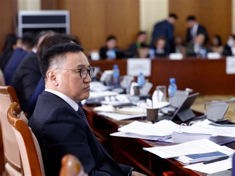 СОНСГОЛ Хүний эмийн зөвлөлд Моносын хамааралтай дөрвөн хүн байдаг ч АТГ шалгадаггүй гэв Isee Mn