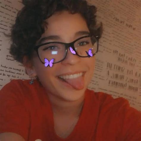 use my own pronouns right for the 1st time r nonbinary