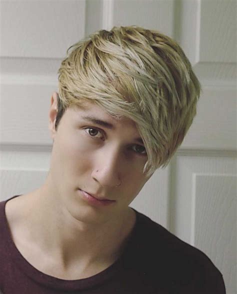 40 Best Emo Hairstyles For Guys To Fit Your Edgy Personality In 2021