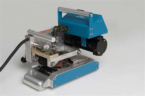 PW-400 WEDGE WELDER - Polyweld USA