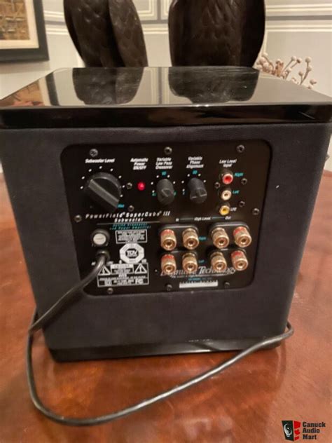 Definitive Technology Powerfield Super Cube Iii Photo 4196170 Canuck Audio Mart