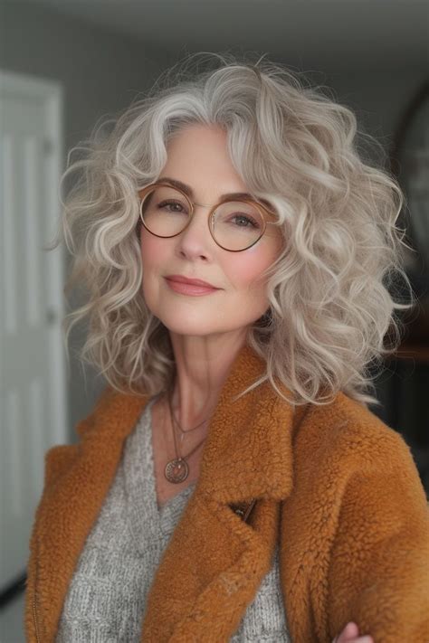 16 Long Hairstyles To Refresh Your Look After 60 In 2024 Long Hair