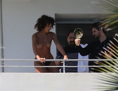 Eden Fines Sexy And Topless 24 Photos Thefappening