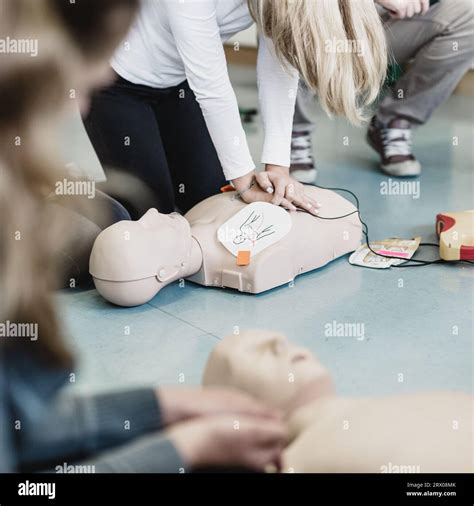First Aid Cardiopulmonary Resuscitation Course Using Automated External Defibrillator Device