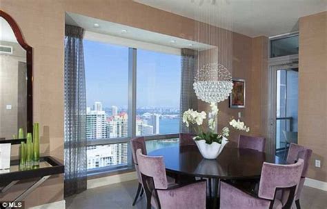 Real Housewives Star Joanna Krupa Buys 42nd Floor Condo With Sweeping