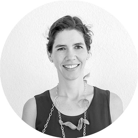 BelÉn BernÚs — Bungalo