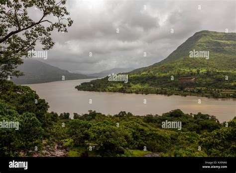 Paysages Autour De Mousson Ghat Et Tamhini Mulshi Barrage Dans Western Ghats De Pune