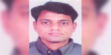 अंडरवर्ल्ड डॉन छोटा राजनचा निकटवर्तीय संतोष सावंतला अखेर भारतात आणलं दोन दशकापासून होता फरार