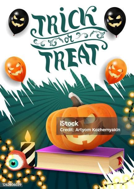 속임수 또는 치료 할로윈 풍선 화환 주문 책과 호박 잭과 녹색 엽서 인사 10월에 대한 스톡 벡터 아트 및 기타 이미지 10