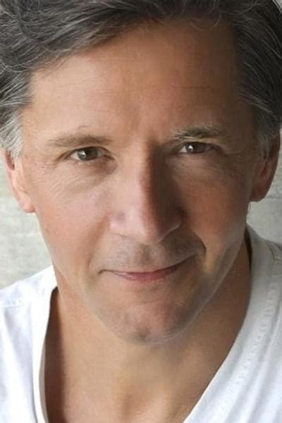 Eben Young About Entertainmentie