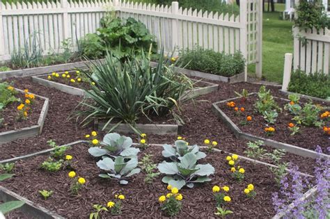 Four Square Garden